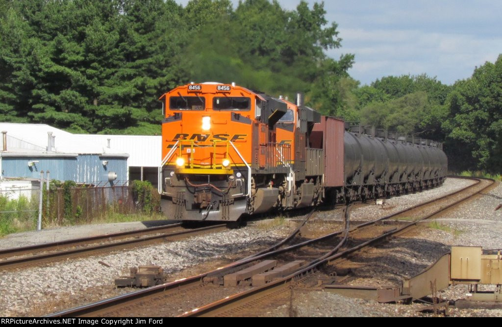 BNSF 8456